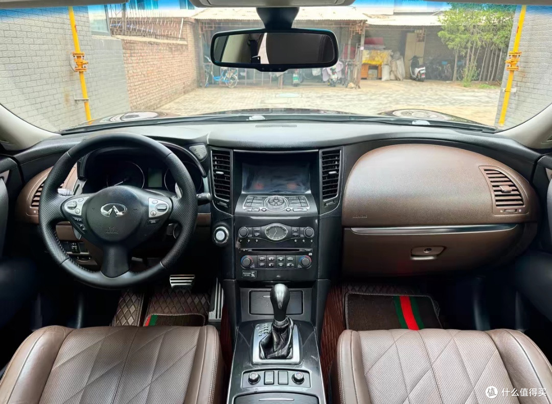 没想到他当年落地居然要80多万：英菲尼迪FX35_中大型SUV_什么值得买