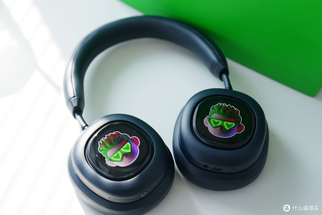 耳机装上屏幕能玩出什么新花样？MORROR ART VWS耳机体验测评_蓝牙耳机_什么值得买