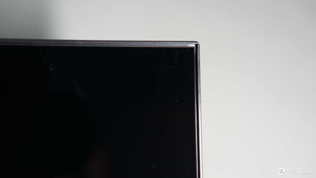 海信E8N Ultra测评：画质炸裂，真实表现和高端OLED有来有回？_液晶电视_什么值得买