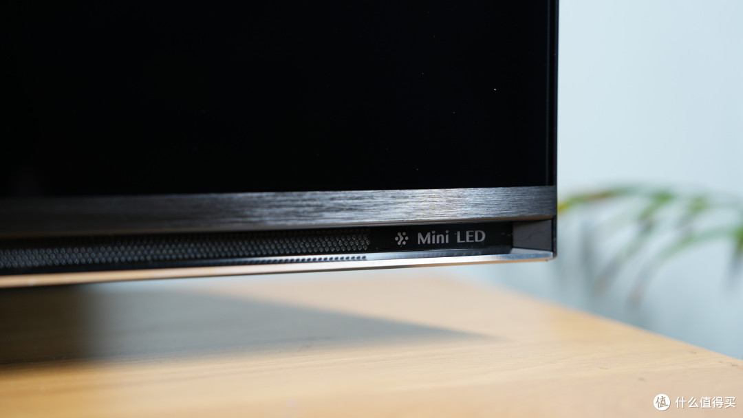 海信E8N Ultra测评：画质炸裂，真实表现和高端OLED有来有回？_液晶电视_什么值得买