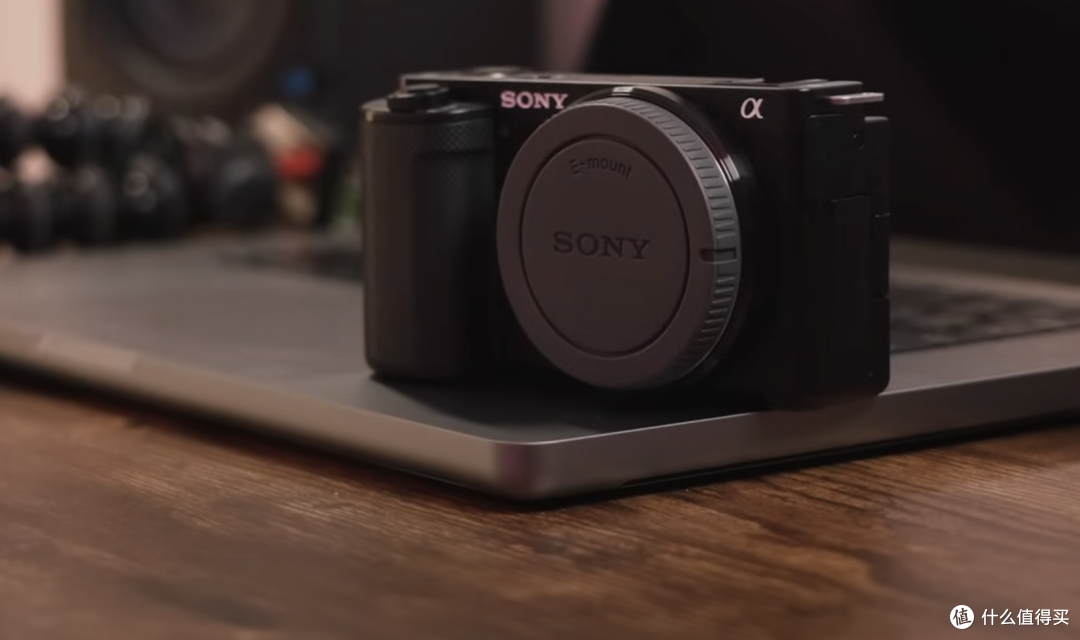 「此之蜜糖 彼之砒霜」的最具性价比残幅-索尼ZVE 10微单评测_单电相机_什么值得买