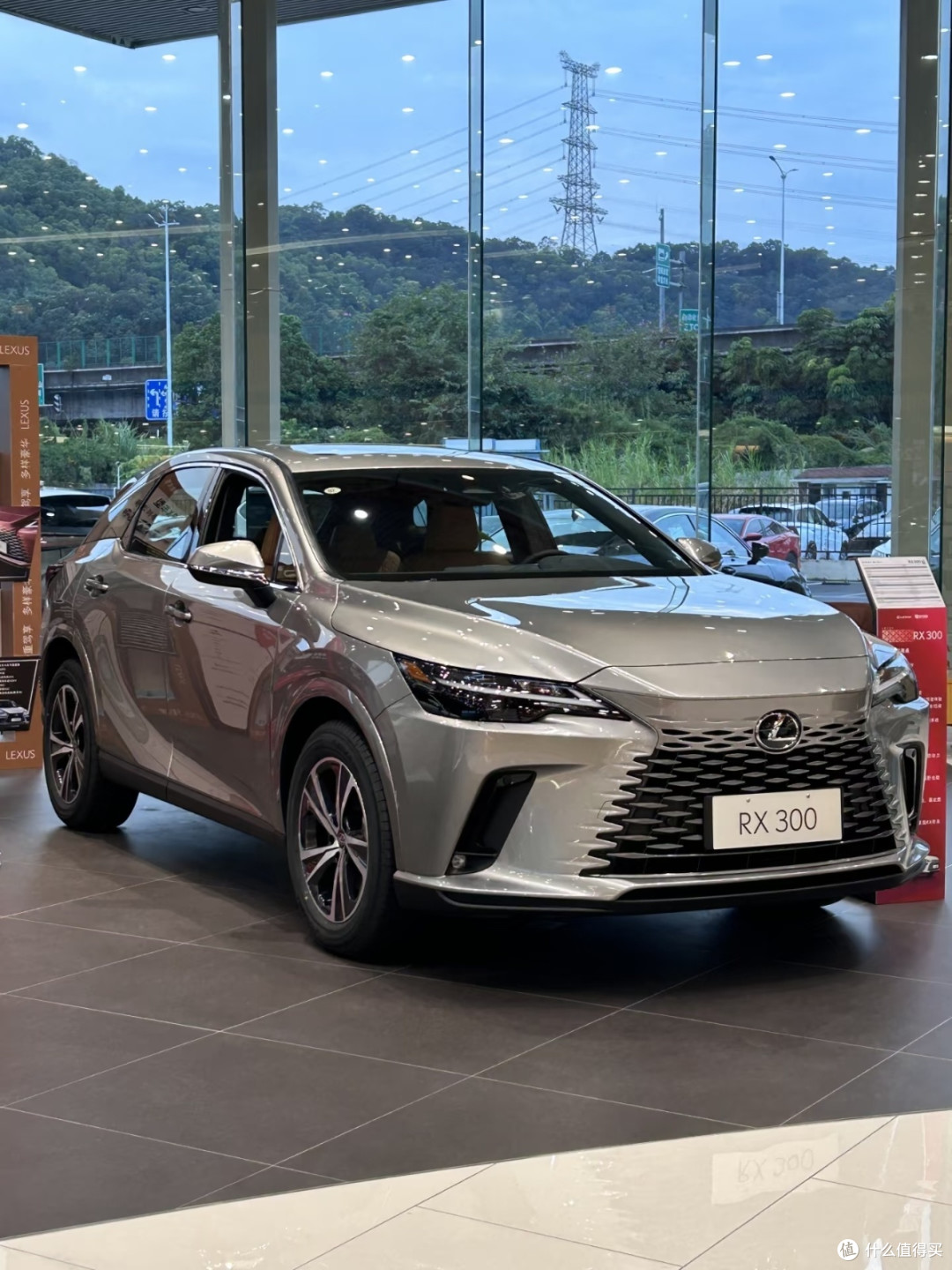 雷克萨斯 RX300：满意的不后悔之车_中大型SUV_什么值得买