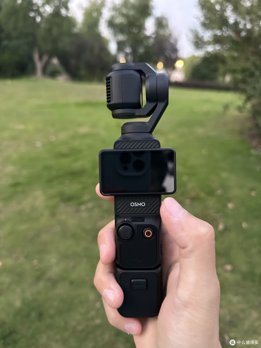 四款热门Vlog相机，谁才是你的创作“神器”？_数码相机_什么值得买