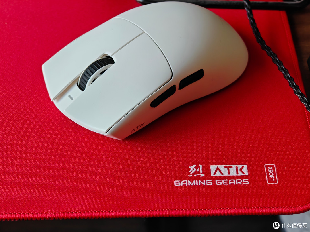 毒蝰V3Pro：与我竟有9成相似？！——ATK 烈空X1 大师版_鼠标_什么值得买