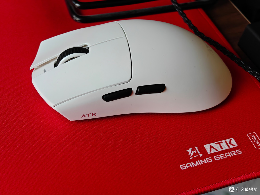 毒蝰V3Pro：与我竟有9成相似？！——ATK 烈空X1 大师版_鼠标_什么值得买
