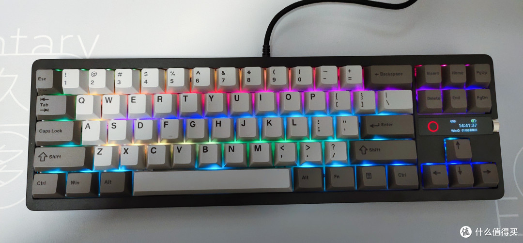 小米机械键盘MK71 Pro，TTC“初代轴”+LCD屏幕三模畅连只为电竞_无线键盘_什么值得买