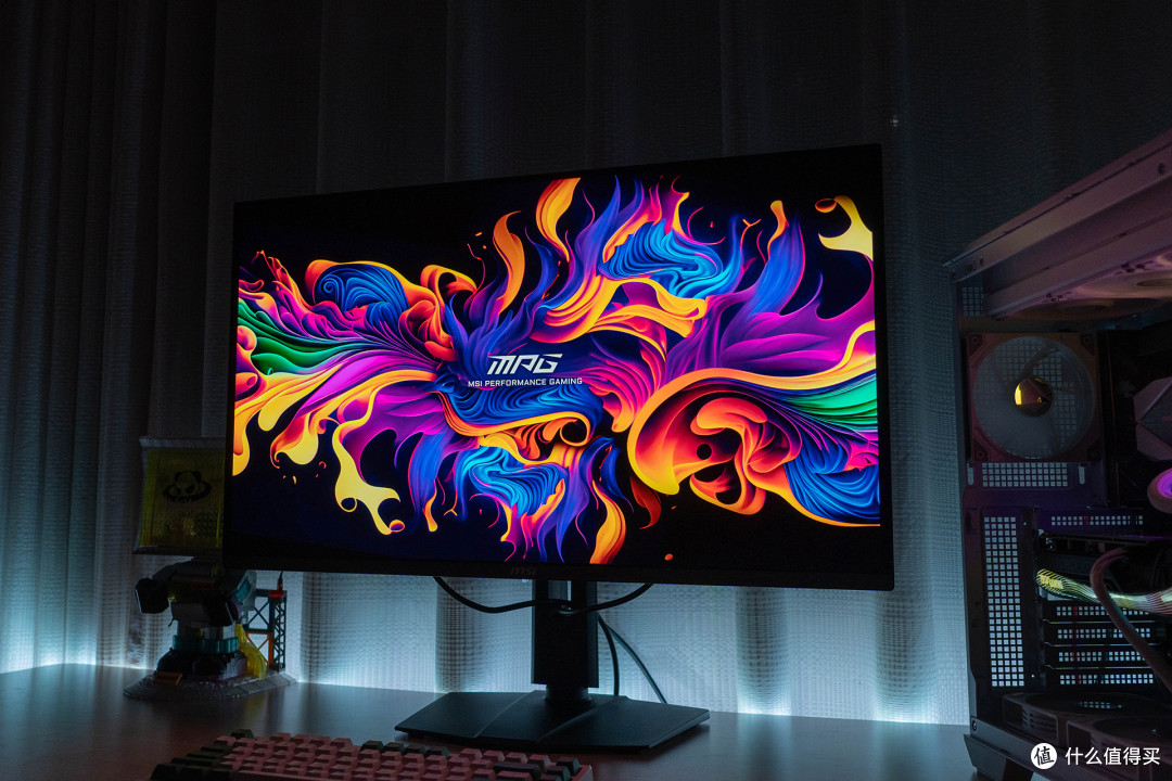 体验顶级OLED显示器带来的视觉盛宴，微星MPG 322URX QD-OLED评测_显示器_什么值得买