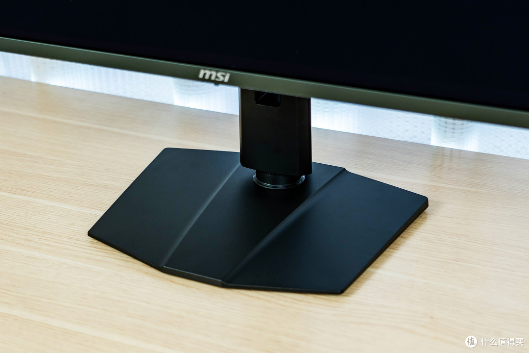 体验顶级OLED显示器带来的视觉盛宴，微星MPG 322URX QD-OLED评测_显示器_什么值得买