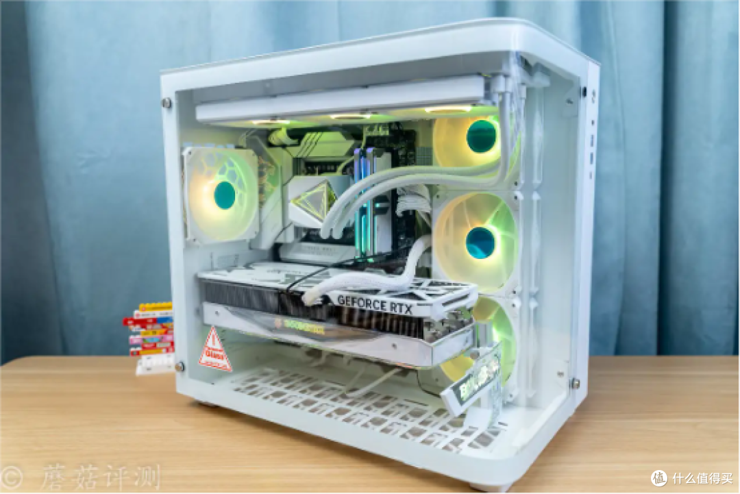 顺滑过渡，270度无死角，乔思伯TK3曲面海景房ATX机箱 评测_机箱_什么值得买