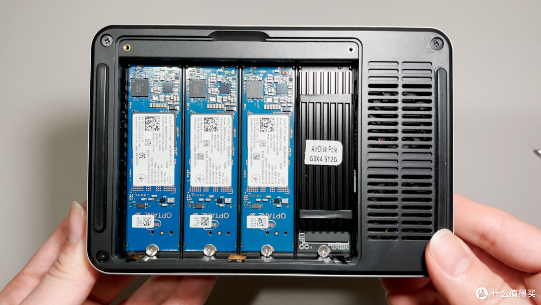 开箱体验！4盘位NAS极摩客G9，到底值不值得买？_家用电脑_什么值得买