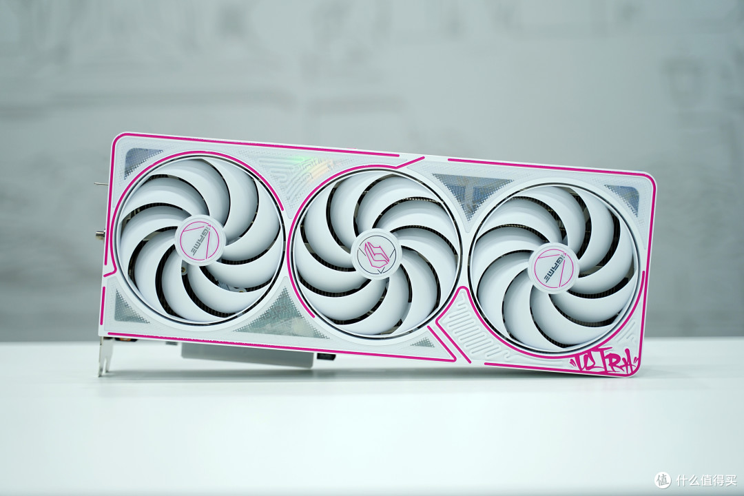 内行评测：iGame GeForce RTX 5080 Ultra W OC 16GB 开箱：DLSS 4 强力降临，更抓睛的嘻哈律动新潮流 ...