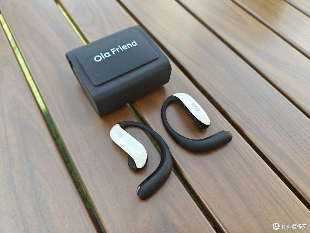 Ola Friend智能体开放式耳机深度测评，它的AI功能是噱头么？_蓝牙耳机_什么值得买