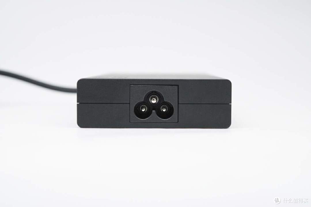 全球首款！PD3.1 240W满血输出，台达PD3.1 240W电源适配器评测_充电器_什么值得买