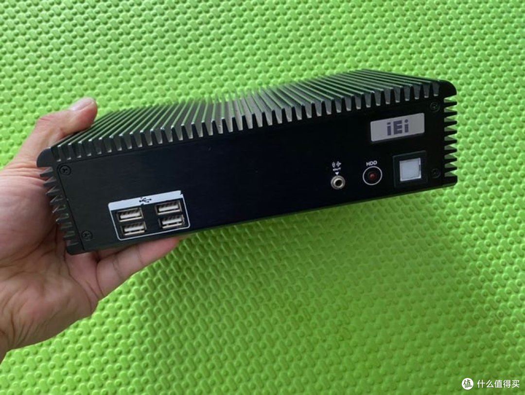 QWrt最新新升级，支持AI硬件_其他网络设备_什么值得买