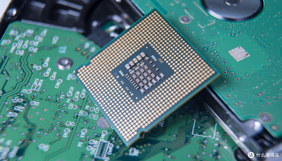 英特尔一键IPO开启超频，让游戏性能大大滴提升_CPU_什么值得买