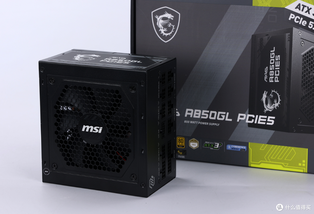 性能直逼4080S？RTX5070Ti金属大师OC显卡搭配9800X3D装机实测_CPU_什么值得买