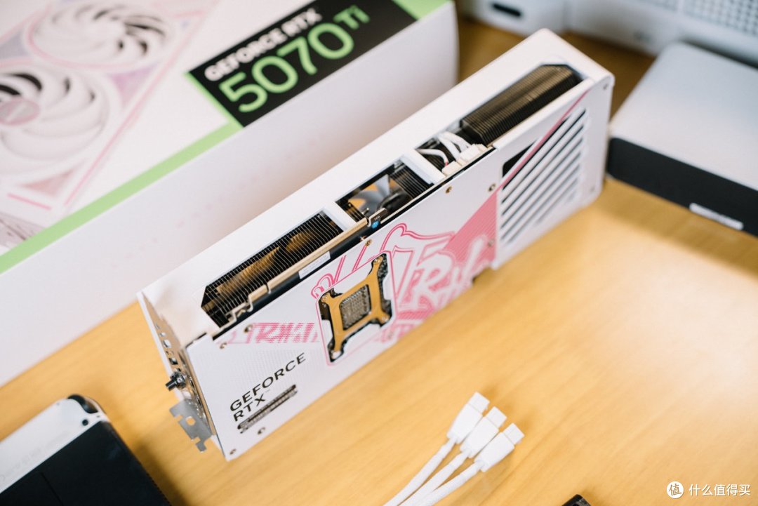 iGame GeForce RTX 5070 Ti Ultra W OC评测：拉满4K游戏战斗力_显卡_什么值得买