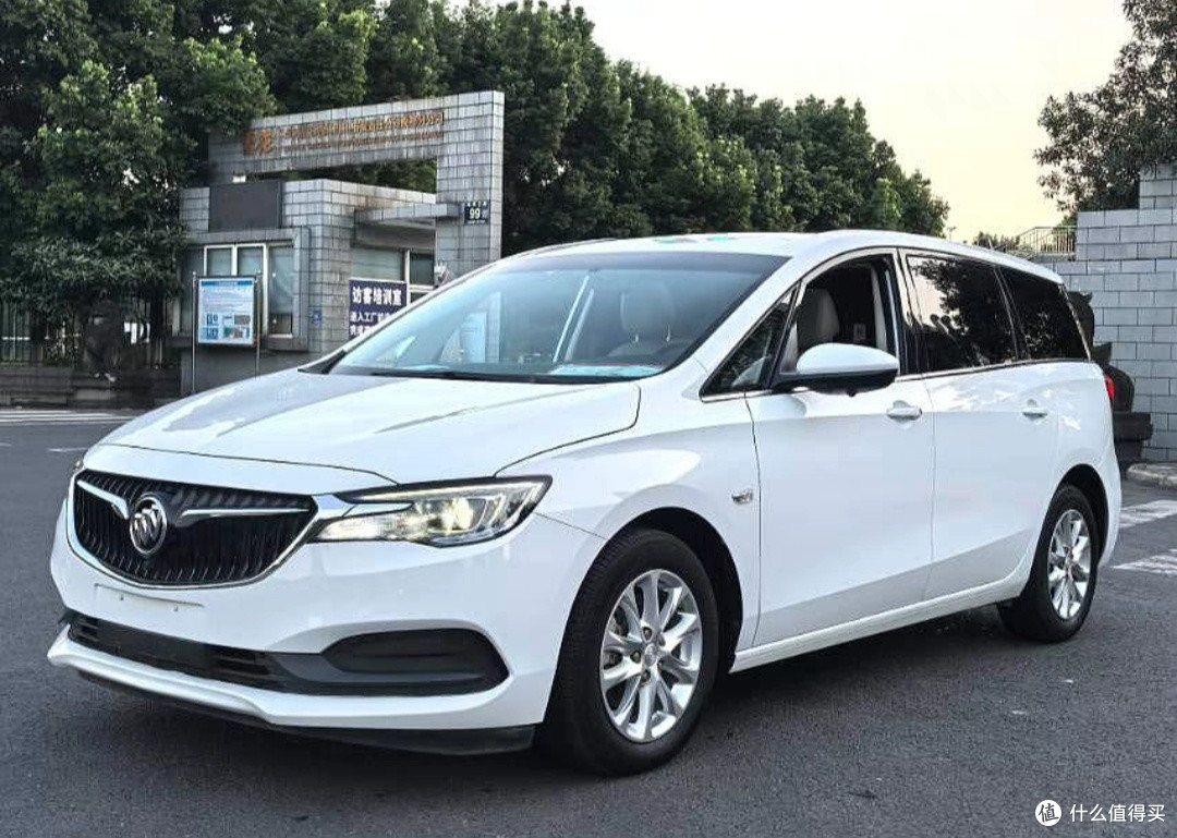 GL6：我和大哥GL8一样能打_乘用型MPV_什么值得买