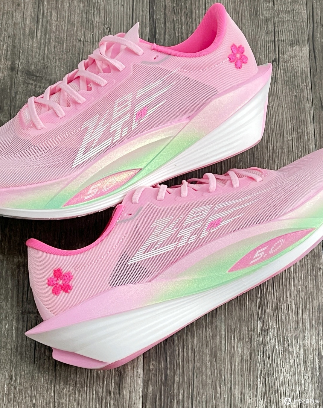 🌸 乔丹飞影PB5.0樱花配色，跑出春天的浪漫与速度！_跑鞋_什么值得买