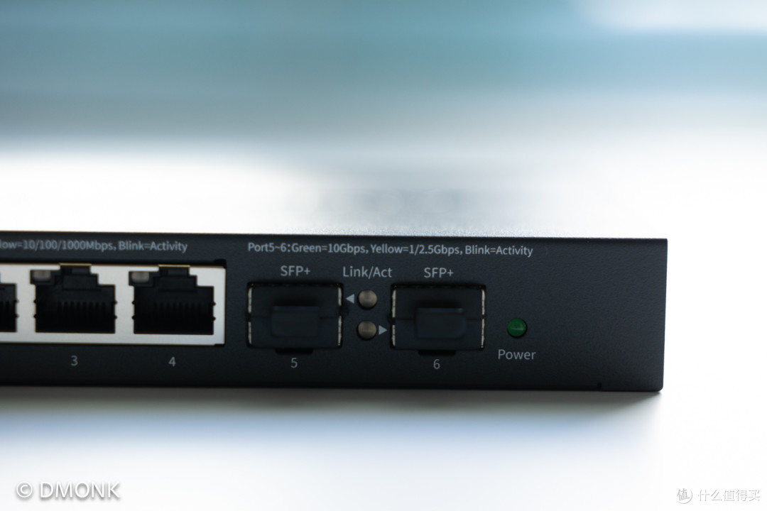 搭建 2.5G/10G 家庭内网，NAS好伴侣——水星SE106 Pro网管交换机_NAS存储_什么值得买