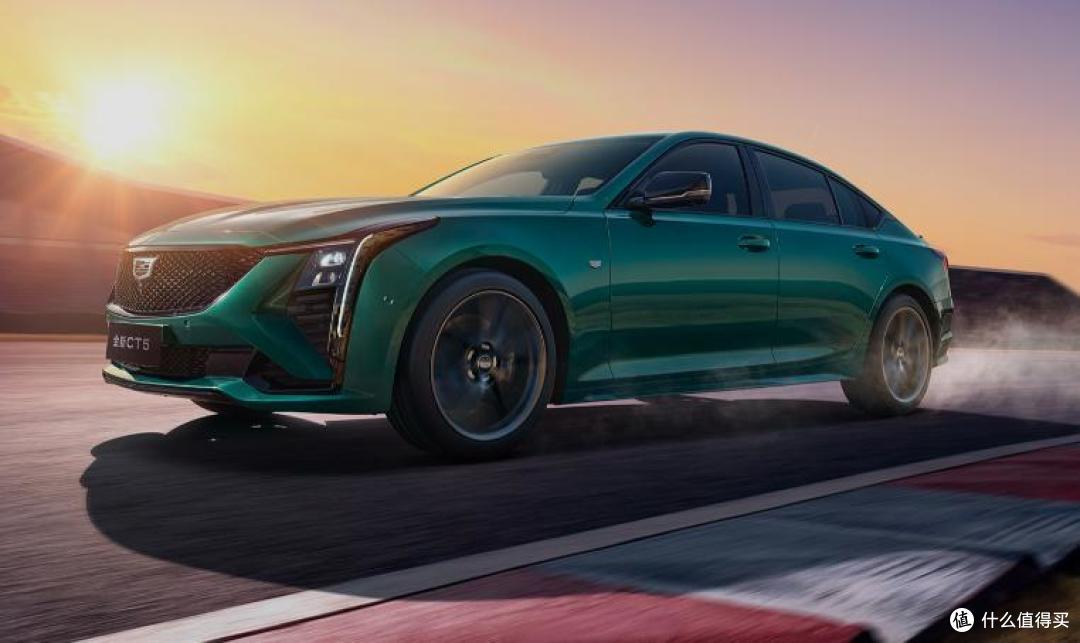 百万级性能配置下放，直降8万，21.59万起的凯迪拉克全新CT5上市_中型车_什么值得买