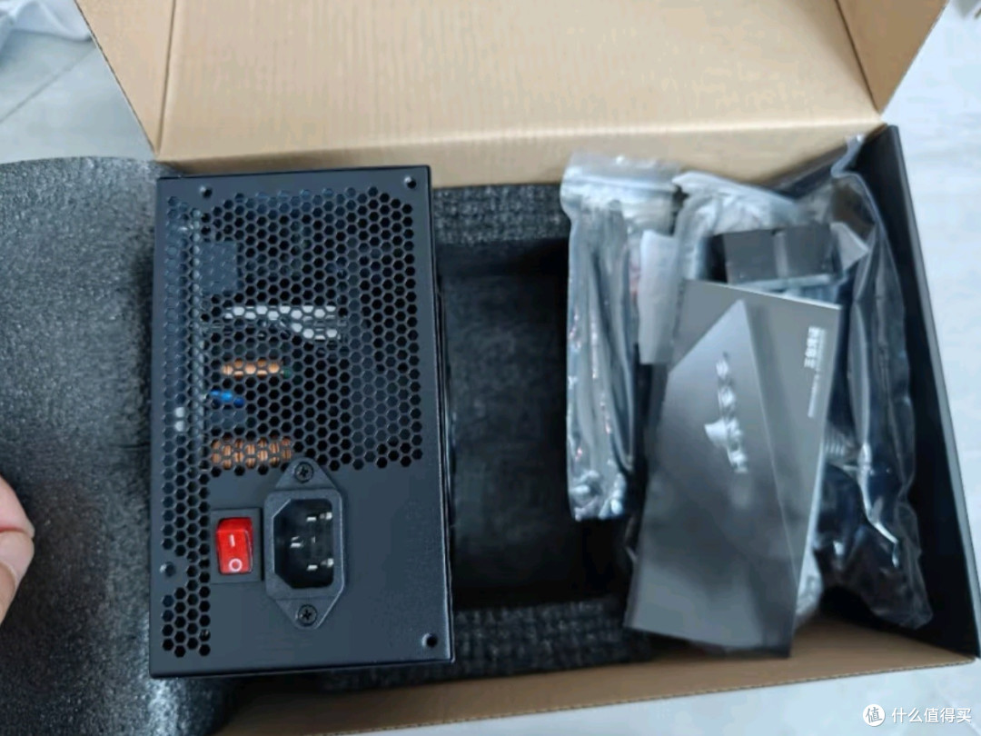 长城额定650W X6金牌全模电脑电源：品质之选，性能之巅_电脑电源_什么值得买