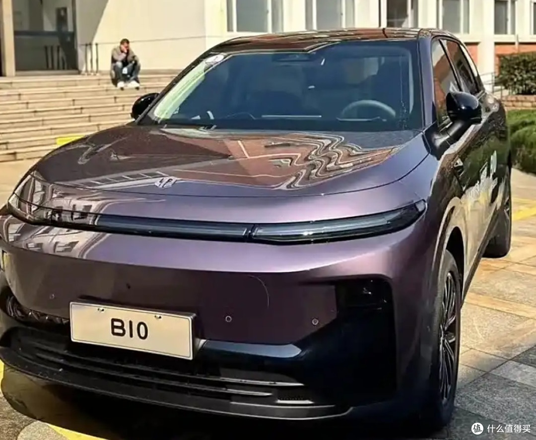 零跑B10深度评测：12.98万级纯电SUV的性价比革命 _新能源车_什么值得买